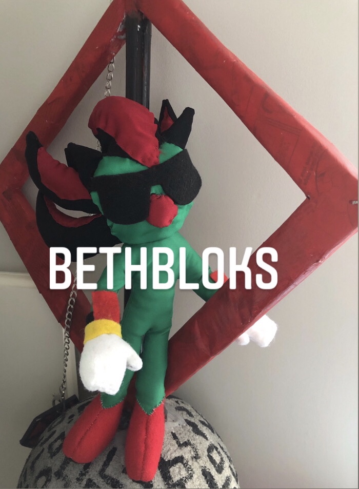 Shadow the Jellhog Plush || SonicSong182 Fan Art | Tomboyhns Productions